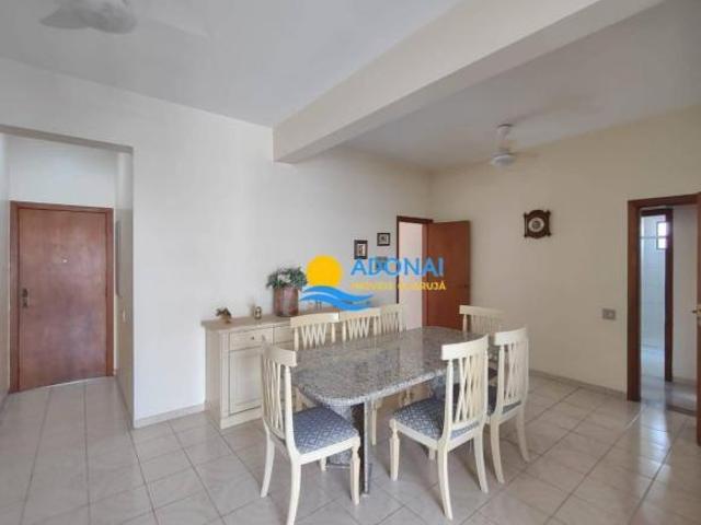 Apartamento próximo à praia com varanda gourmet — Enseada — Guarujá