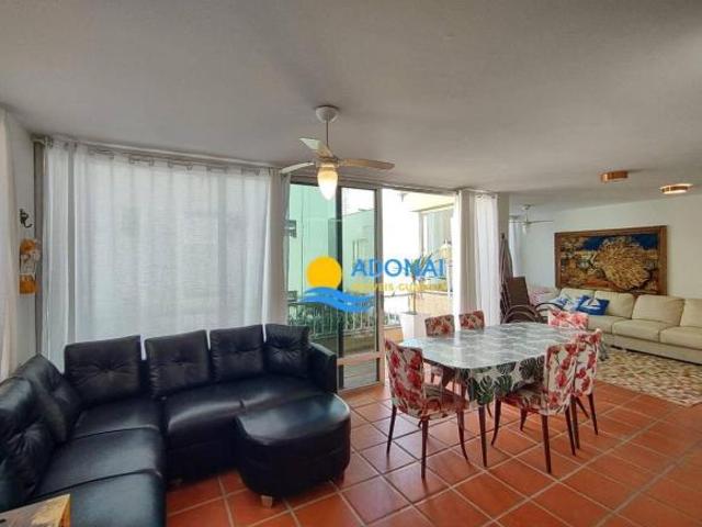 Apartamento próximo à praia com varanda gourmet — Enseada — Guarujá