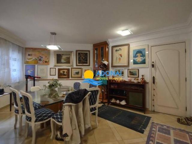 Apartamento próximo à praia com varanda gourmet — Enseada — Guarujá