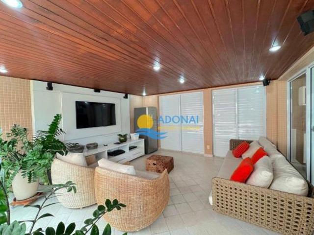 Apartamento próximo à praia com varanda gourmet — Enseada — Guarujá