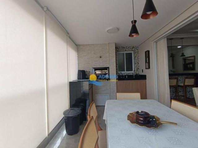 Apartamento próximo à praia com varanda gourmet — Enseada — Guarujá