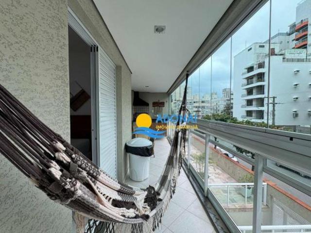 Apartamento próximo à praia com varanda gourmet — Enseada — Guarujá