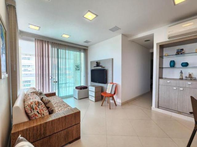 Apartamento próximo à praia com varanda gourmet — Enseada — Guarujá