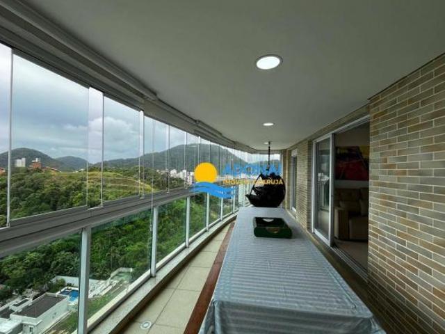 Apartamento próximo à praia com vista — Enseada — Guarujá