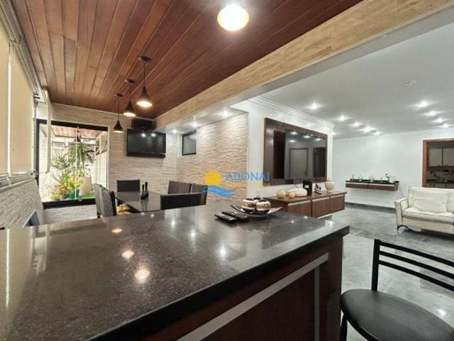 Apartamento próximo à praia com vista — Enseada — Guarujá