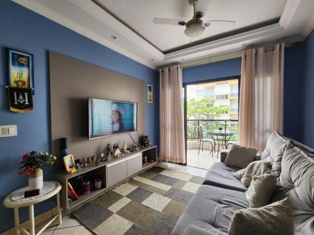 Apartamento próximo à praia com vista — Enseada — Guarujá