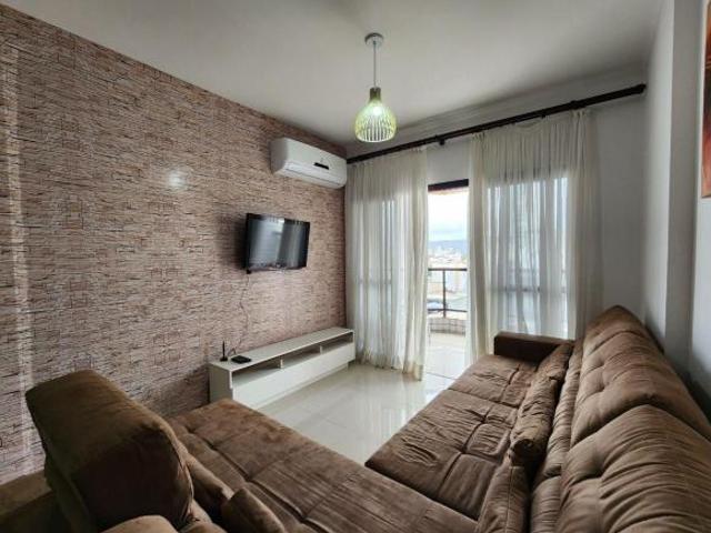 Apartamento próximo à praia com vista — Enseada — Guarujá