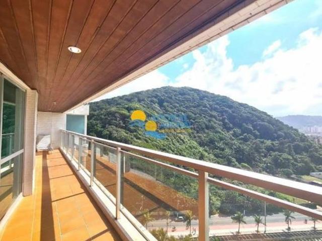Apartamento próximo à praia com vista — Pitangueiras — Guarujá