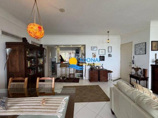 Apartamento próximo à praia com vista — Pitangueiras — Guarujá