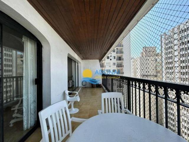 Apartamento próximo à praia com vista — Pitangueiras — Guarujá