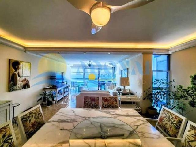Apartamento com 3 dormitórios à venda, 160 m² por R$ 1.280.000,00 Pitangueiras Guarujá/SP