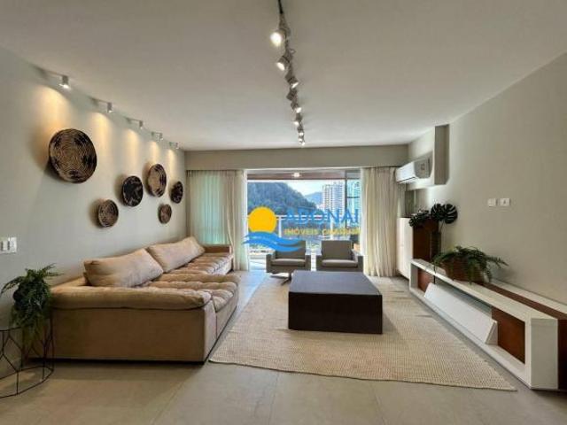 Apartamento próximo à praia com vista — Pitangueiras — Guarujá