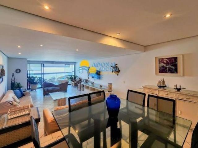 Apartamento próximo à praia com vista — Pitangueiras — Guarujá