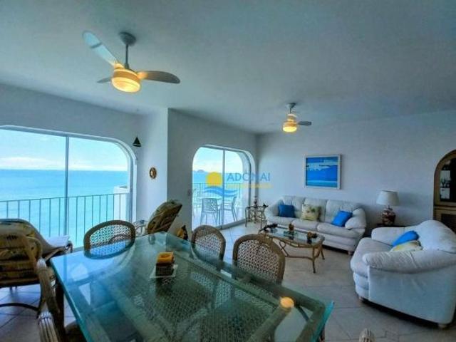 Apartamento próximo à praia com vista — Pitangueiras — Guarujá