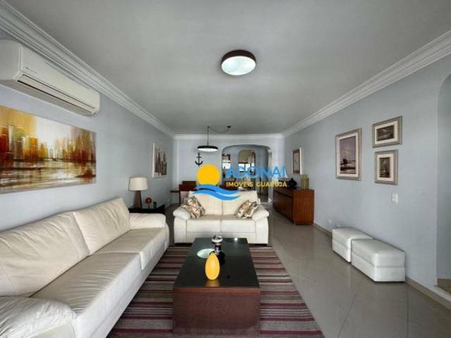 Apartamento próximo à praia com vista — Pitangueiras — Guarujá