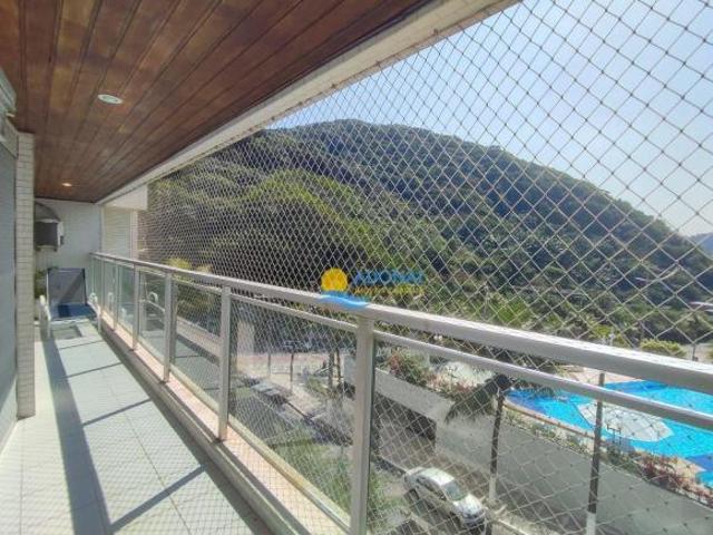 Apartamento próximo à praia com vista — Pitangueiras — Guarujá