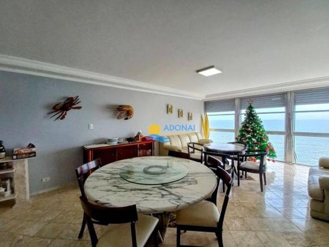 Apartamento próximo à praia com vista — Pitangueiras — Guarujá