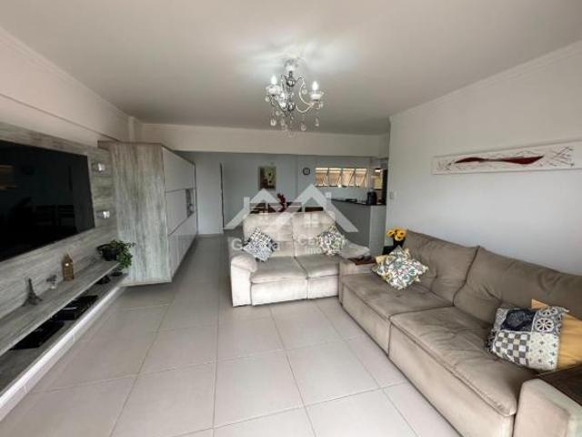Apartamento próximo a praia em Peruíbe