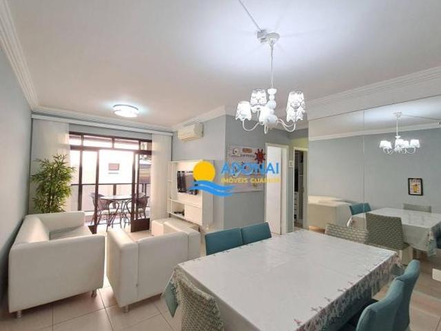 Apartamento próximo à praia reformado — Enseada — Guarujá