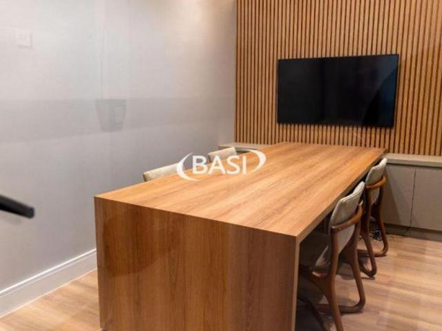 Apartamento proximo ao Clube Curitibano, 2 suites