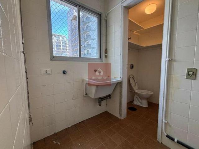 Apartamento próximo ao comercio em geral no Itaim Bibi