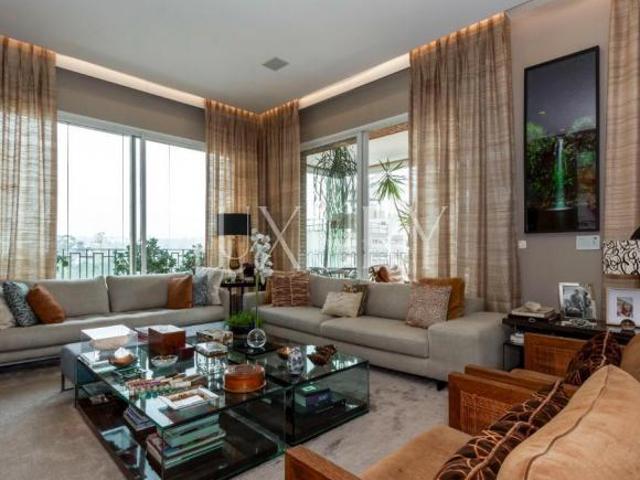 Apartamento próximo ao Parque do Povo com 415,67 m², 4 suítes à venda no bairro Itaim Bibi