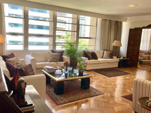 Apartamento Próximo do Pacaembu e do Museu do futebol, à venda, Higienópolis, São Paulo, SP