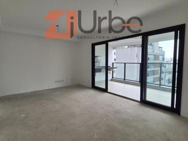 Apartamento pronto para morar à venda 3 suítes, 115m² próximo à Avenida Doutor Arnaldo