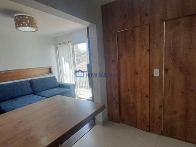 Apartamento pronto para morar na Saúde com 2 quartos, escritório, sacada e Vaga