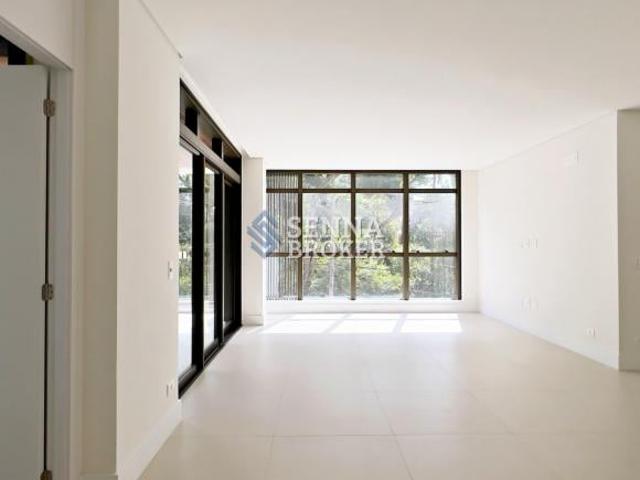 Apartamento pronto para morar no Bigorrilho a venda 3 suítes 2 vagas
