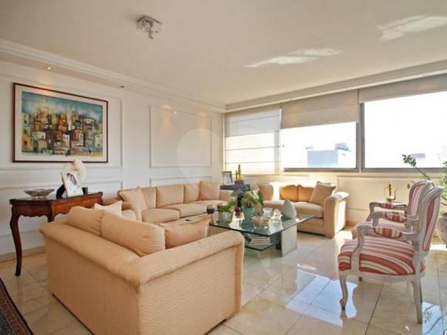 Apartamento pronto para morar no JARDIM AMÉRICA Área Útil: 263 m²