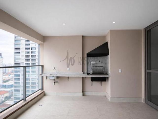 Apartamento pronto para personalizar e com 141m², 3 suítes e 2 vagas