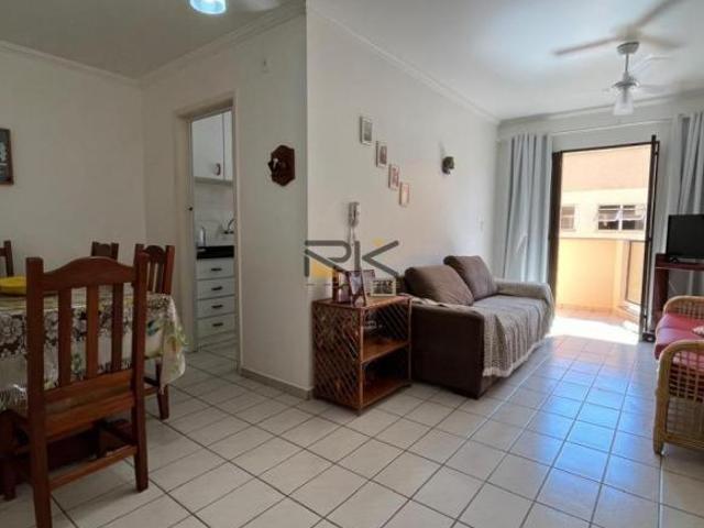 APARTAMENTO PRAIA GRANDE com 2 dormitórios sendo 1 suíte,1 vaga de garagem