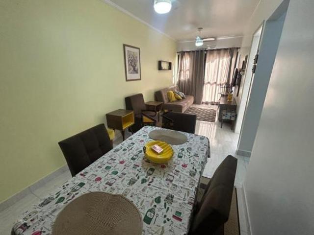 APARTAMENTO PRAIA GRANDE com 2 dormitórios sendo 1 suíte,1 vaga de garagem,sala 2 ambientes