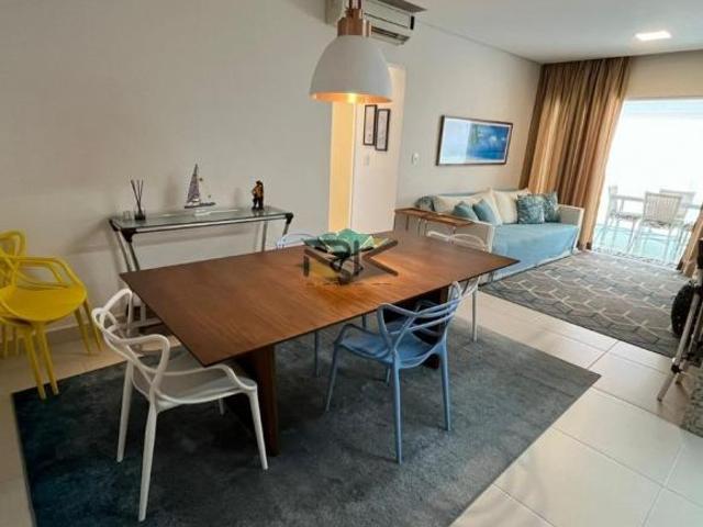 APARTAMENTO PRAIA GRANDE com 2 dormitórios sendo 1 suíte,2 vagas de garagem,varanda gourmet com chur