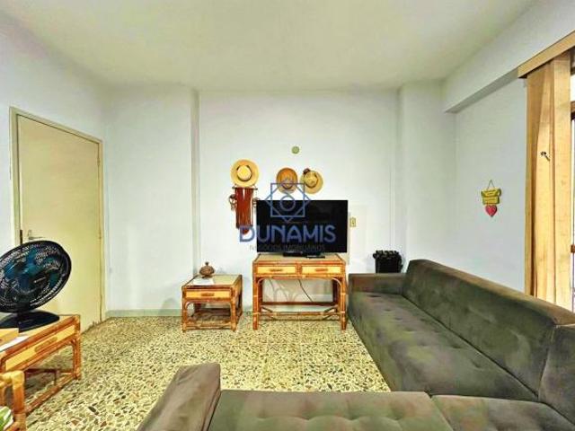 Apartamento prédio frente mar região central da praia de pitangueiras