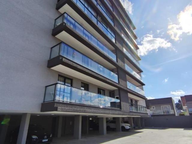 Apartamento primeiro dono em localização privilegiada