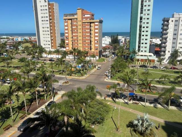 APARTAMENTO QUATRO PRAÇAS TORRES rs