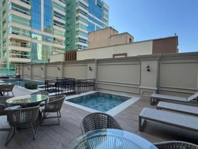 Apartamento Quadra Mar em Meia Praia – Itapema Vista Mar • 4 Suítes • 3 Vagas