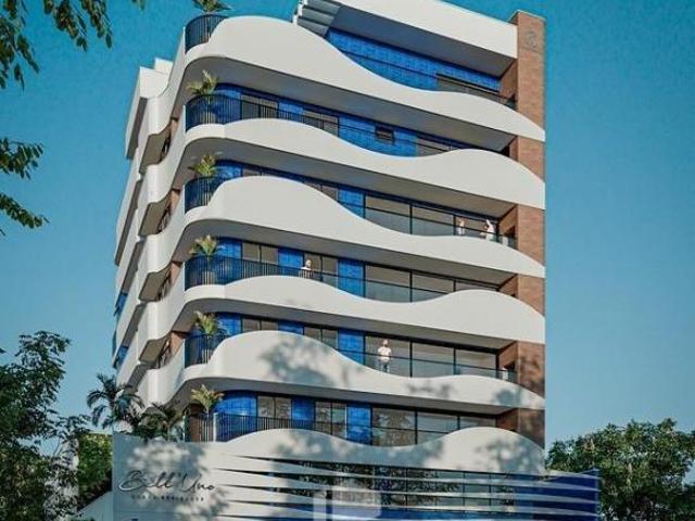 Apartamento quadra mar 3 dormitórios em Caiobá