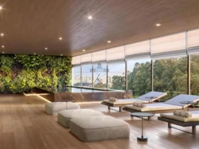 Apartamento Real Parque 4 Dormitórios 329m²