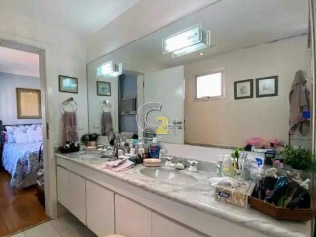 Apartamento real parque 3 suítes 3 vagas de garagem