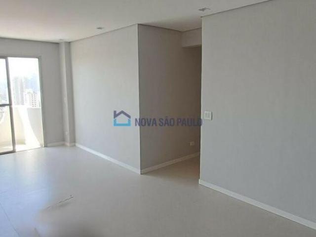 Apartamento recém reformado com 2 quartos 1 suíte, lavabo e 1 vaga na Vila Mariana perto de metrô!