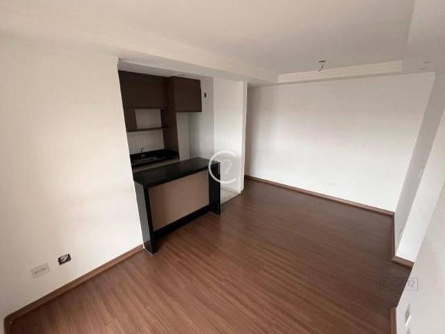 Apartamento recém reformado com 2 quartos à venda, 65 m² por R$ 590.000 Parque Industrial São Jo