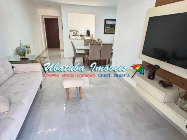 Apartamento recém reformado com 75m² em excelente localização no Centro