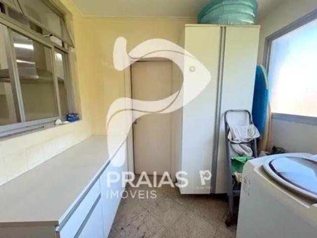 Apartamento reformado, 3 dormitórios, Astúrias, Guarujá