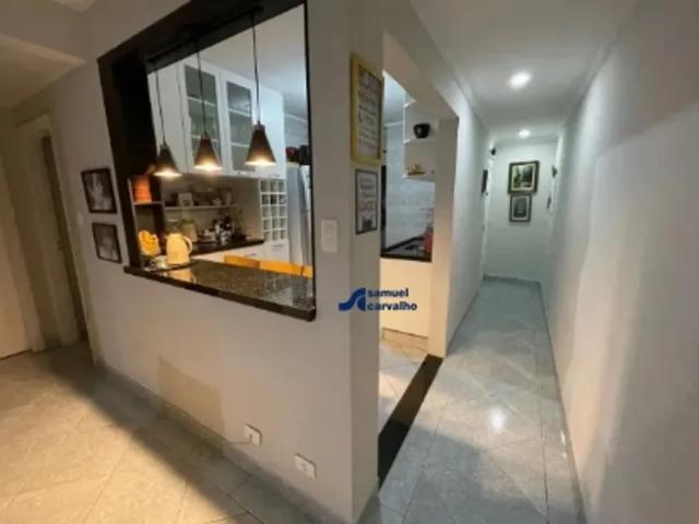 Apartamento reformado 02 dormitórios 01 suíte s/ vaga 86 m2 úteis
