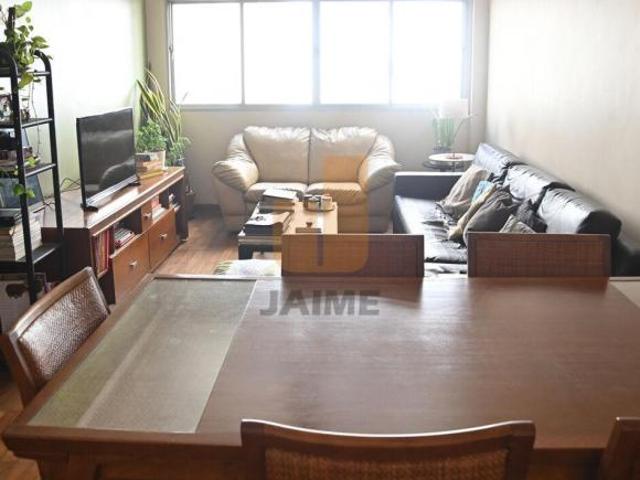 Apartamento reformado, 100 m2 bem distribuídos com 02 dormitórios e 01 vaga Higienópolis