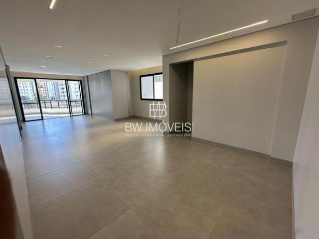 Apartamento Reformado 178Mts / 4 Qts Residencial San Diego Setor Bueno