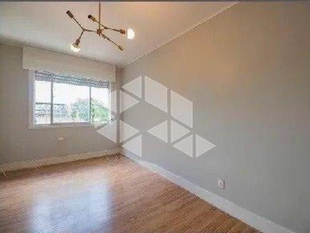 APARTAMENTO REFORMADO 1 DORMITÓRIO NO BAIRO BOM JESUS